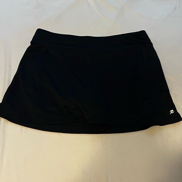 Energy Zone | Skirts | Energy Zone Performance Black Skort | Poshmark